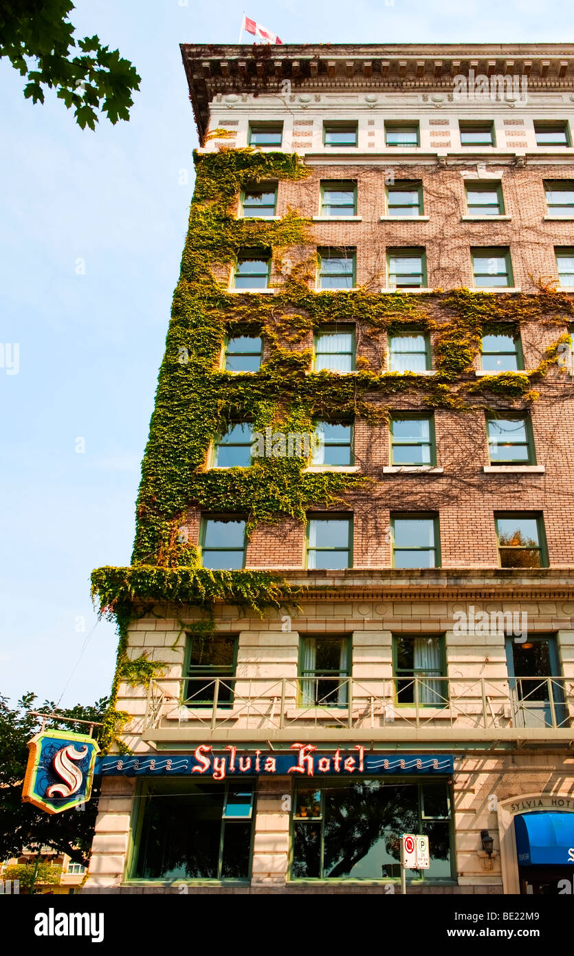 Sylvia beach hotel hi-res stock photography and images - Alamy