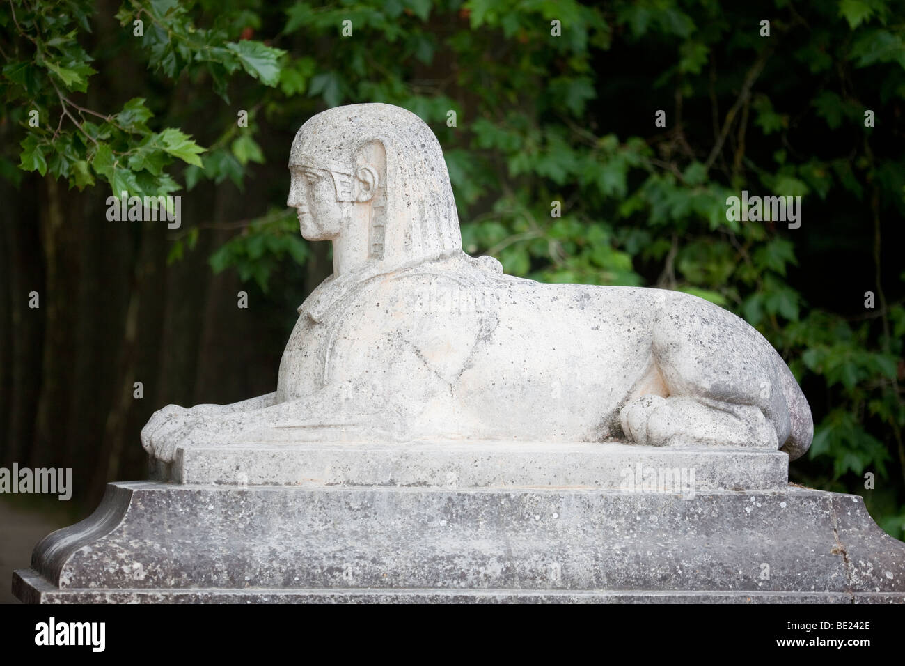 Sphynx shape hi-res stock photography and images - Alamy