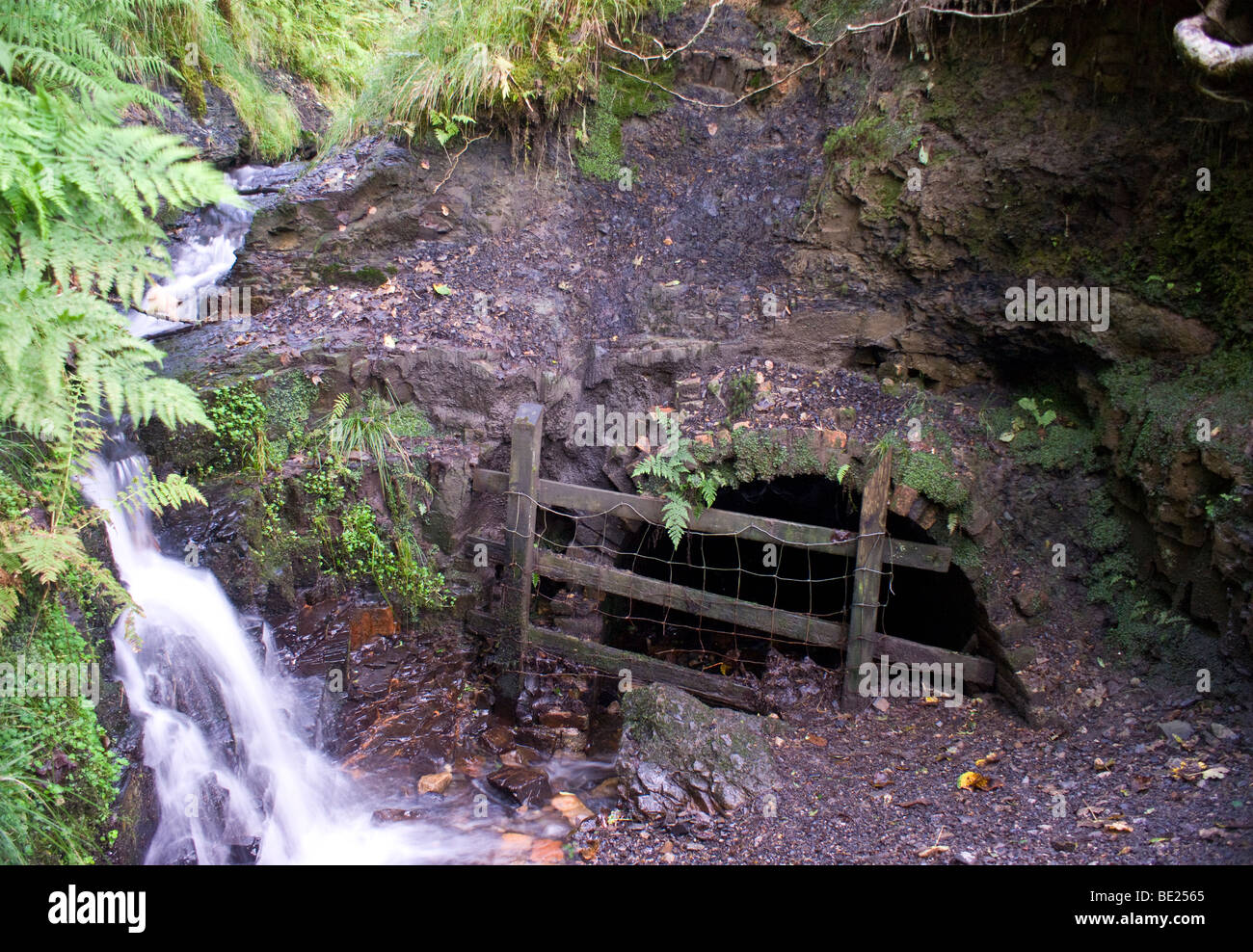 Silica mine hi-res stock photography and images - Alamy