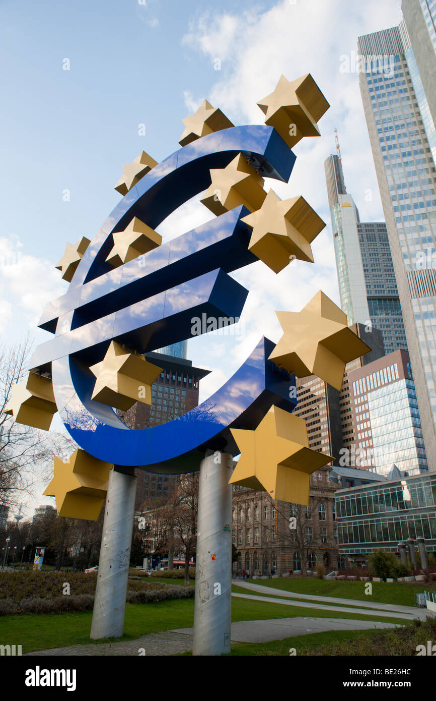 With an euro sign hi-res stock photography and images - Alamy