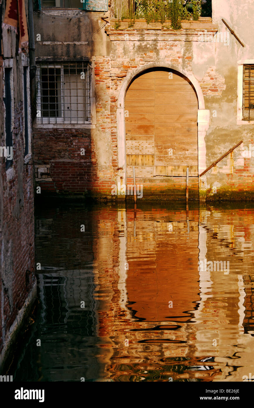 Sunset in venice view hi-res stock photography and images - Alamy