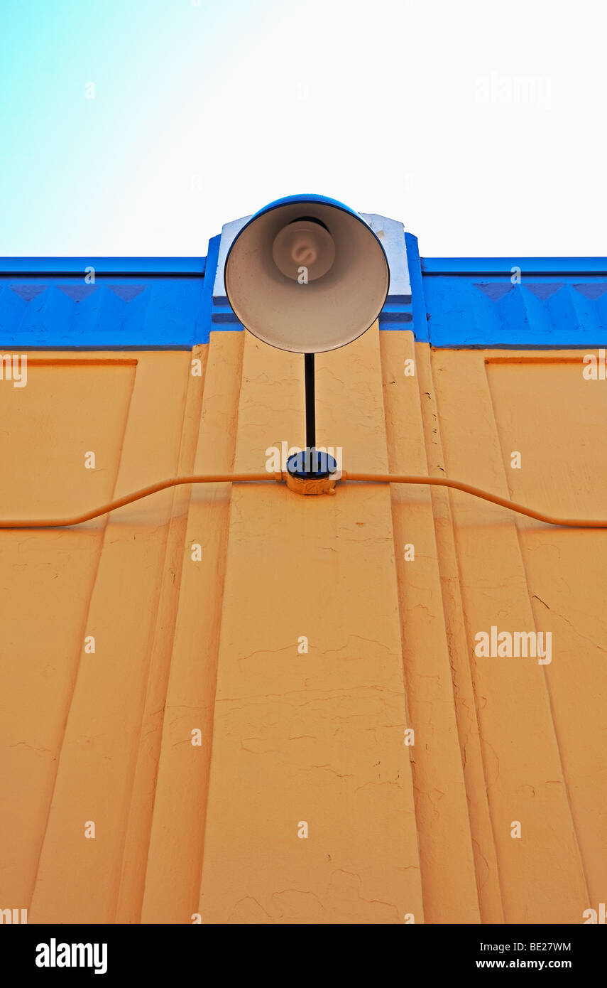 lamp on side of building Stock Photo - Alamy