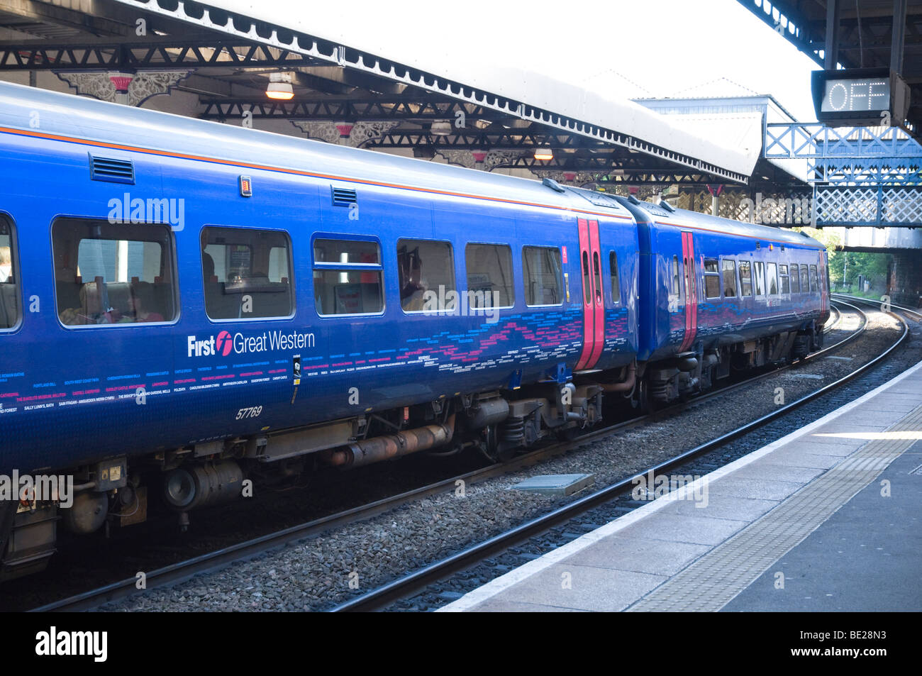 'First Great Western' Train stationary at a UK railway station Stock ...