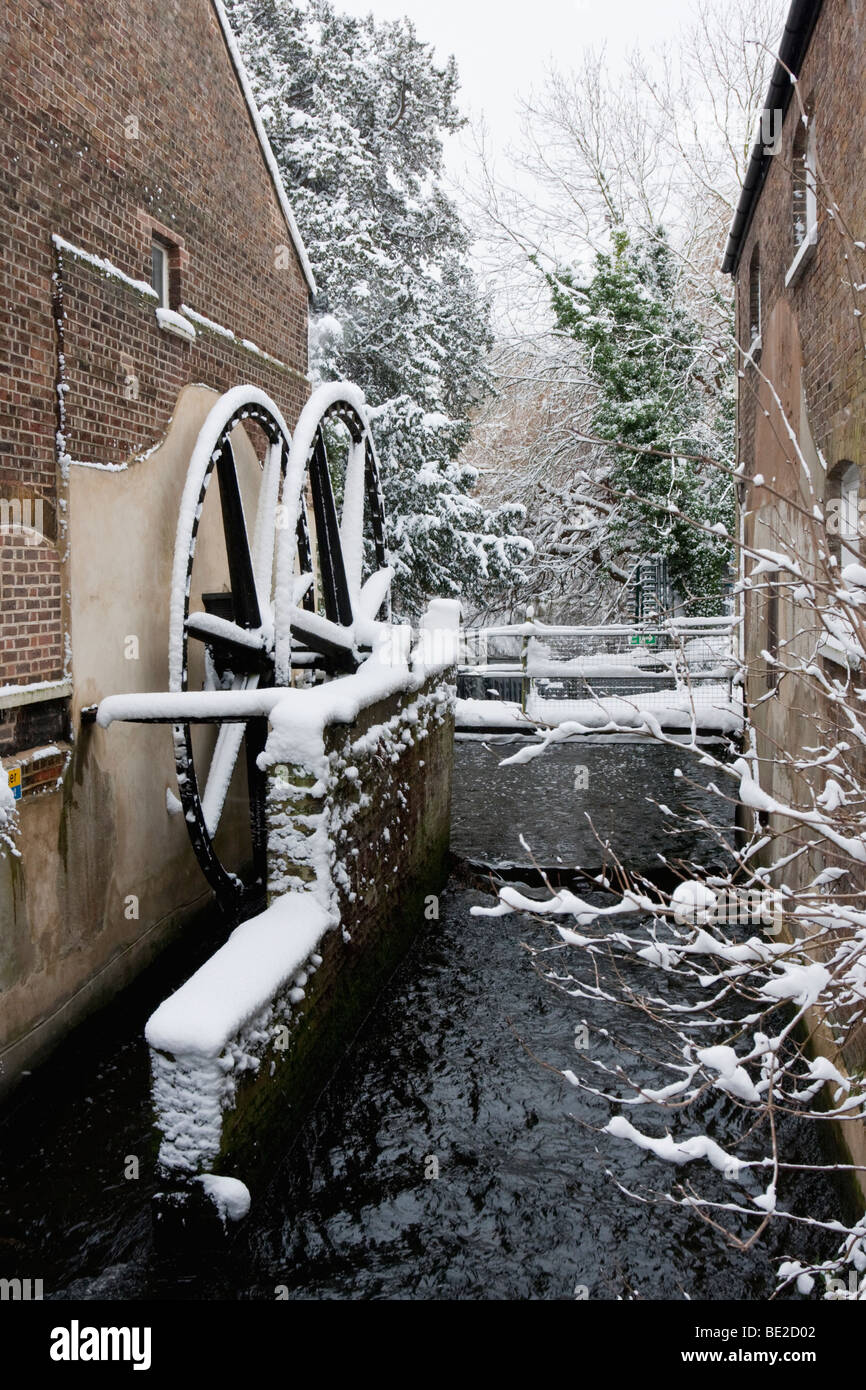Winter snow on mill wheel hi-res stock photography and images - Alamy