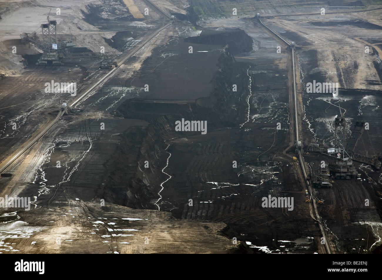 Open cast coal mines hi-res stock photography and images - Alamy