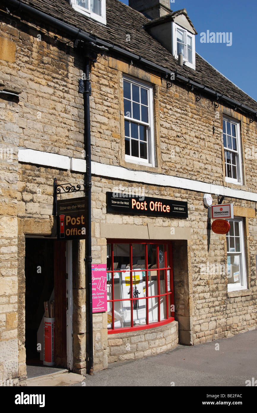 The cotswolds post office hi-res stock photography and images - Alamy