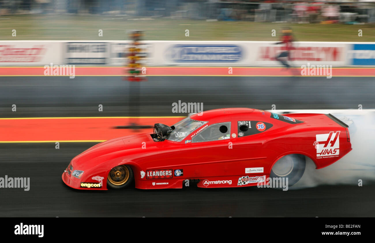 Drag race car hi-res stock photography and images - Alamy