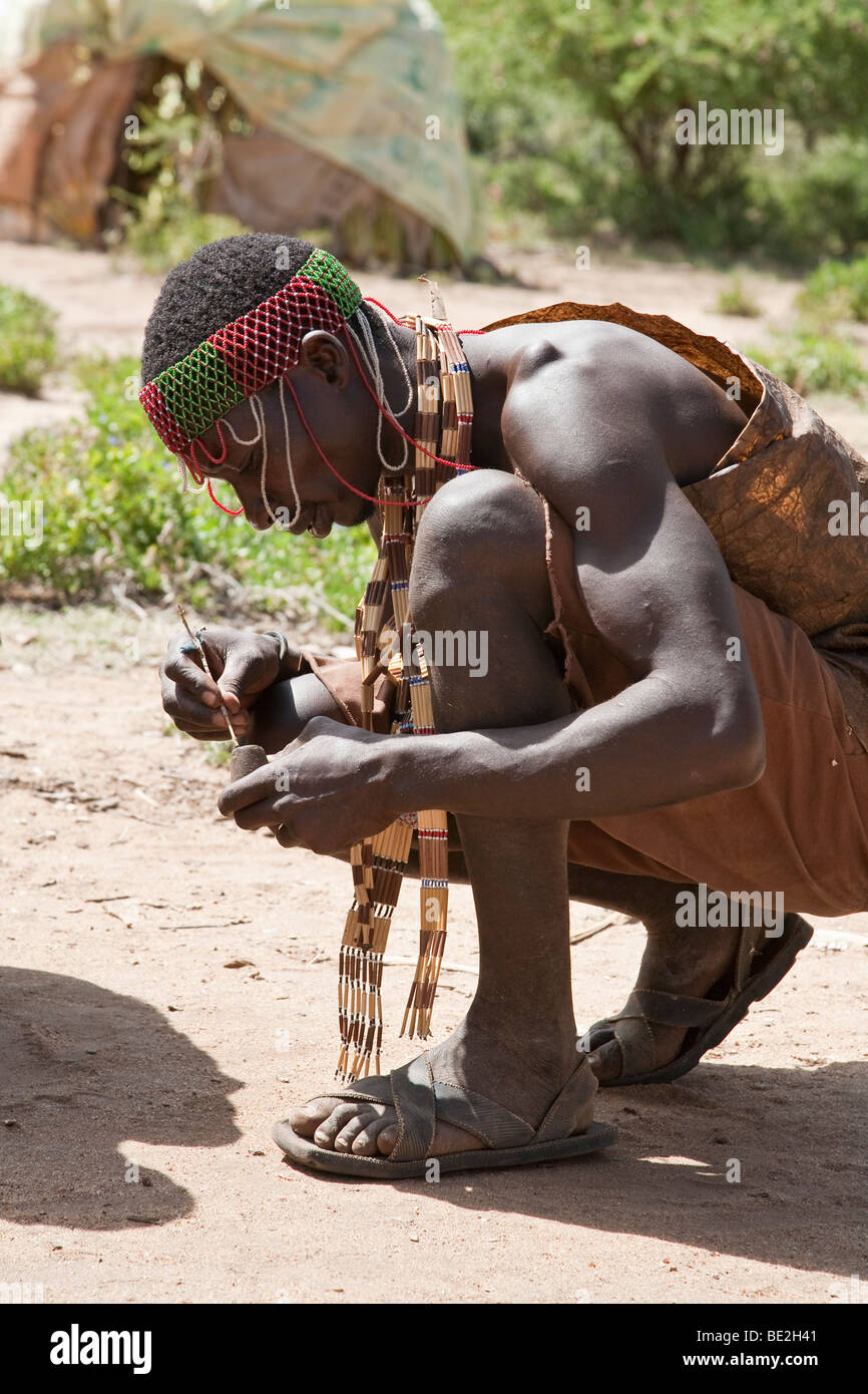 Hadzabe tanzania hi-res stock photography and images - Alamy