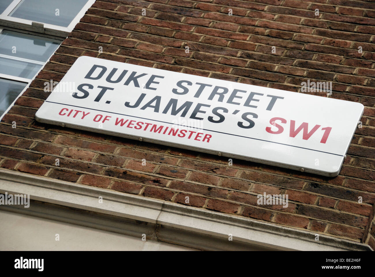 Duke of westminster sign hi-res stock photography and images - Alamy