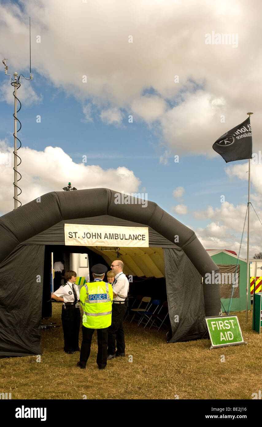 Police st john ambulance hi-res stock photography and images - Alamy