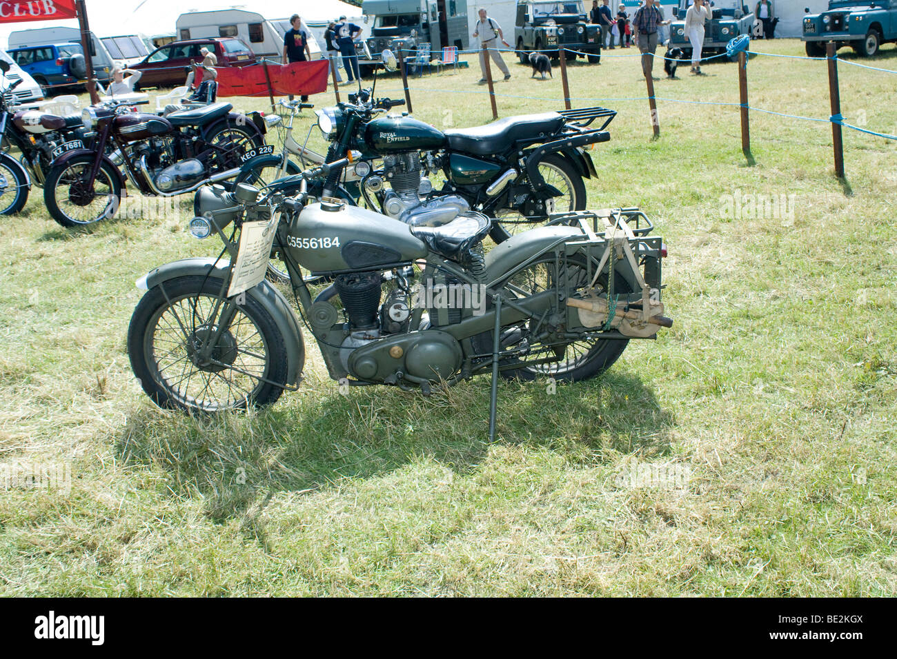 Vintage army motorcycle hi-res stock photography and images - Alamy