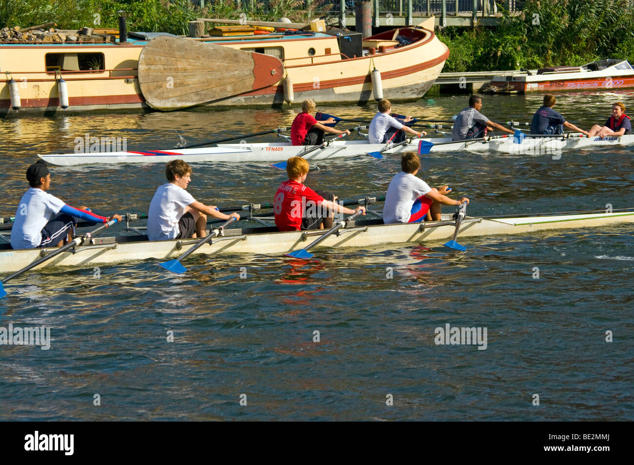 4 man rowing boat hi-res stock photography and images - Alamy