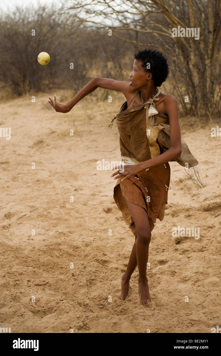 Bushmen women hi-res stock photography and images - Alamy