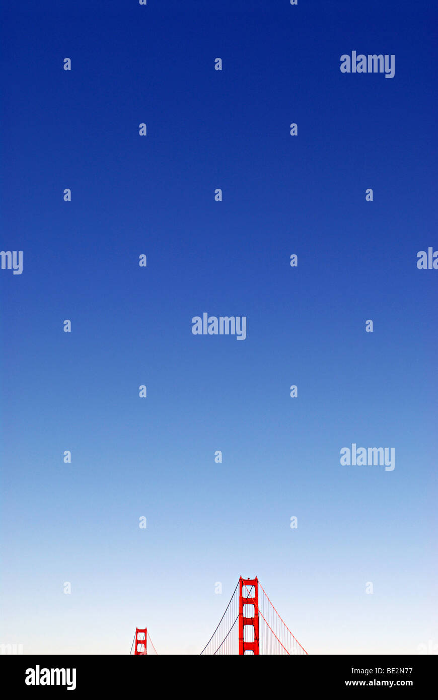 Golden gate bridge minimalistic hi-res stock photography and images - Alamy