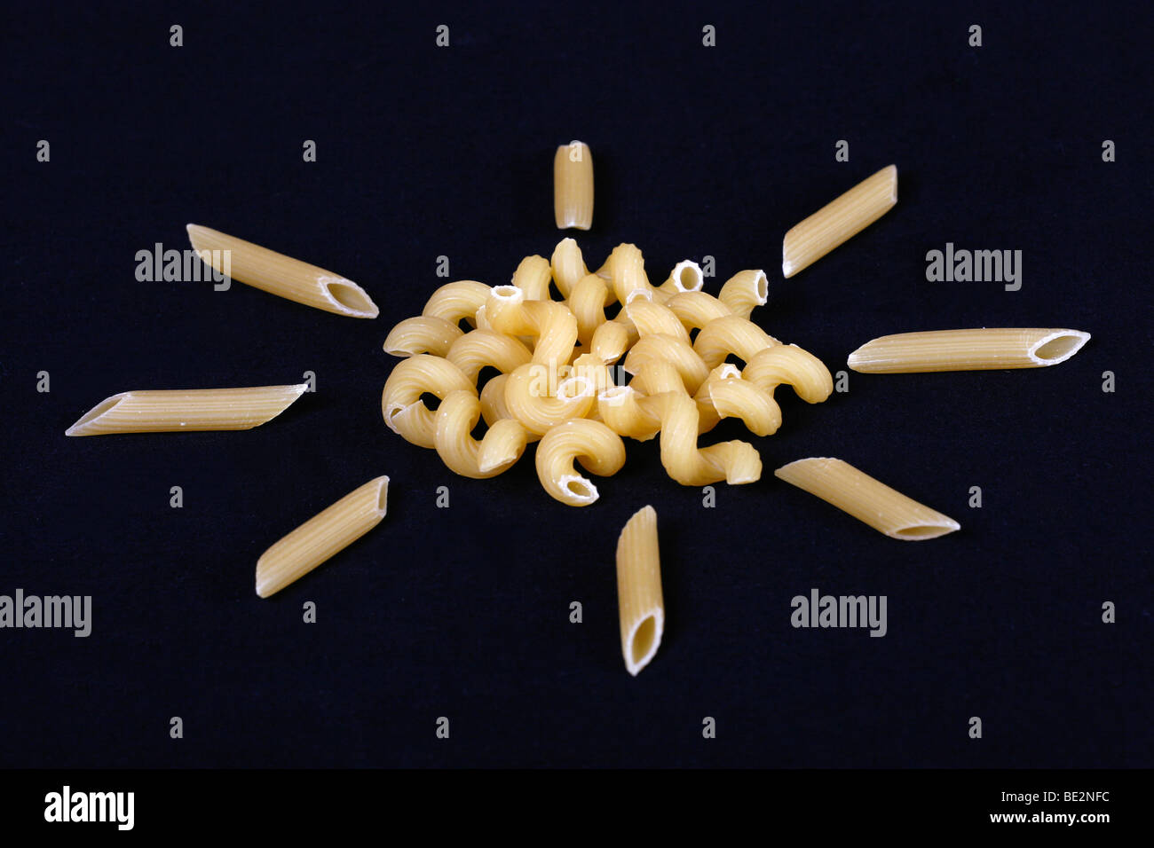 Manicotti pasta hi-res stock photography and images - Alamy