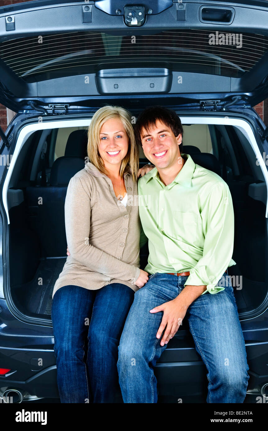 Romantic couple in car hi-res stock photography and images - Alamy