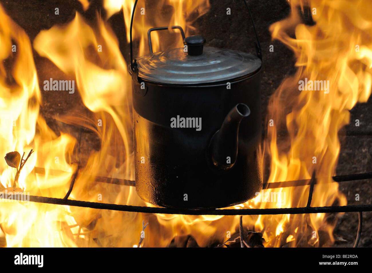 Billy can on camp fire Australia out back bush making tea Stock Photo ...