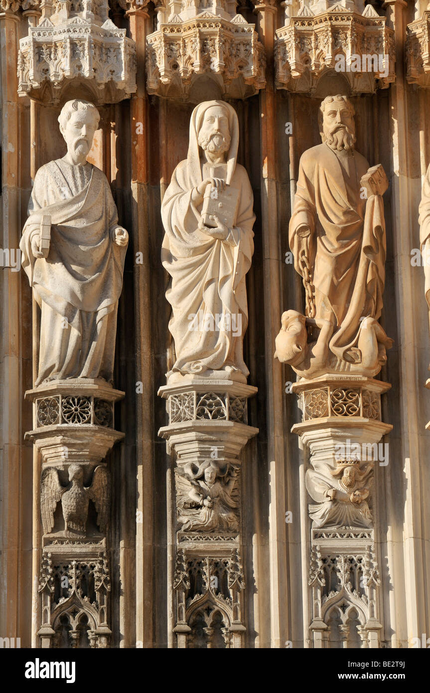 Apostle statues on the Gothic portal of the basilica, Dominican ...