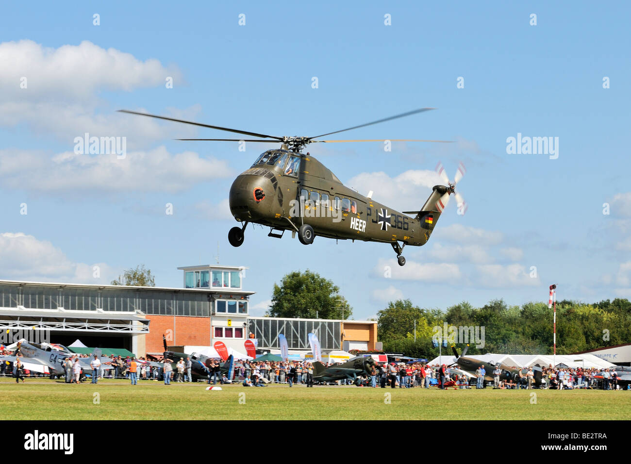 Vintage Helicopter High Resolution Stock Photography and Images - Alamy