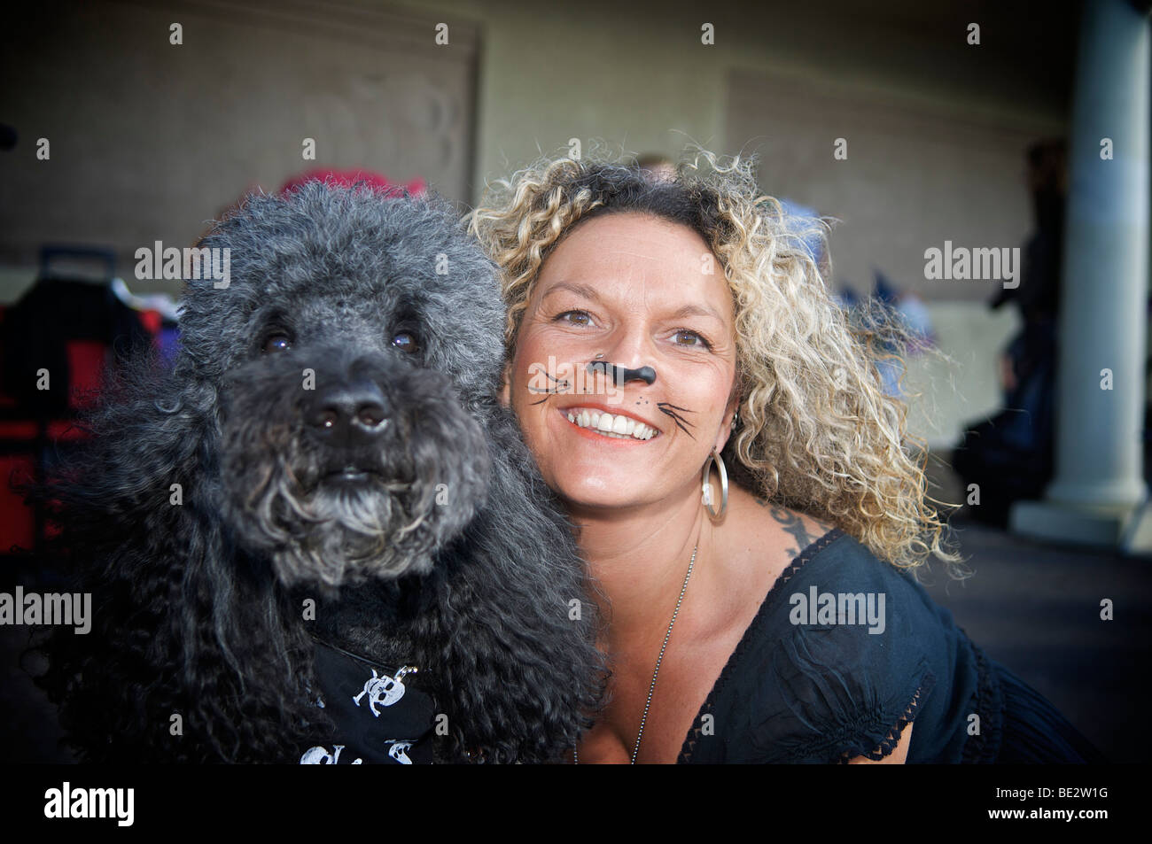 Women poodle hi-res stock photography and images - Alamy