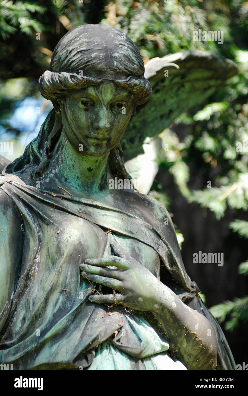 Angel statue at Ohlsdorf Cemetery in Ohlsdorf, Hamburg, Germany, Europe ...