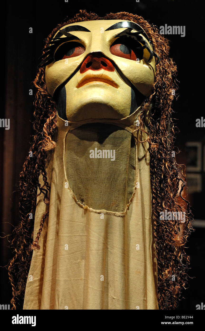 Theater mask, 1960, at the Victoria & Albert Museum, 1-5 Exhibition ...