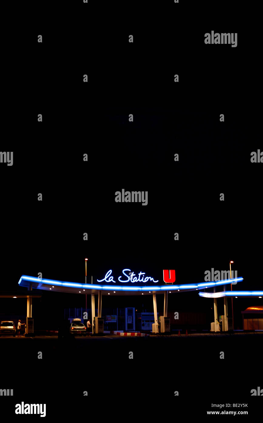 Super gas hi-res stock photography and images - Alamy