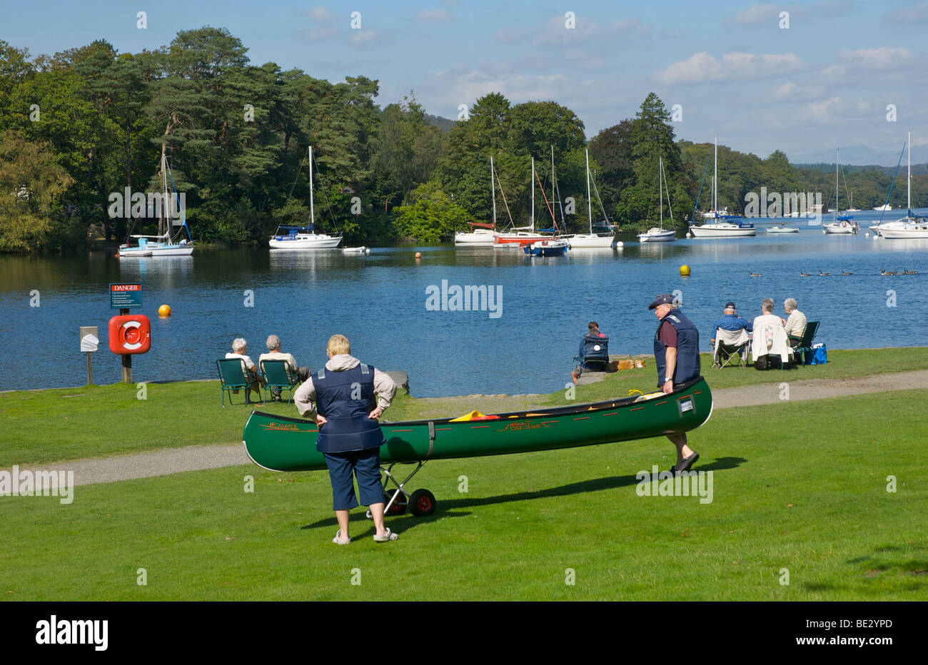 Lake district fell foot canoe hi-res stock photography and images - Alamy