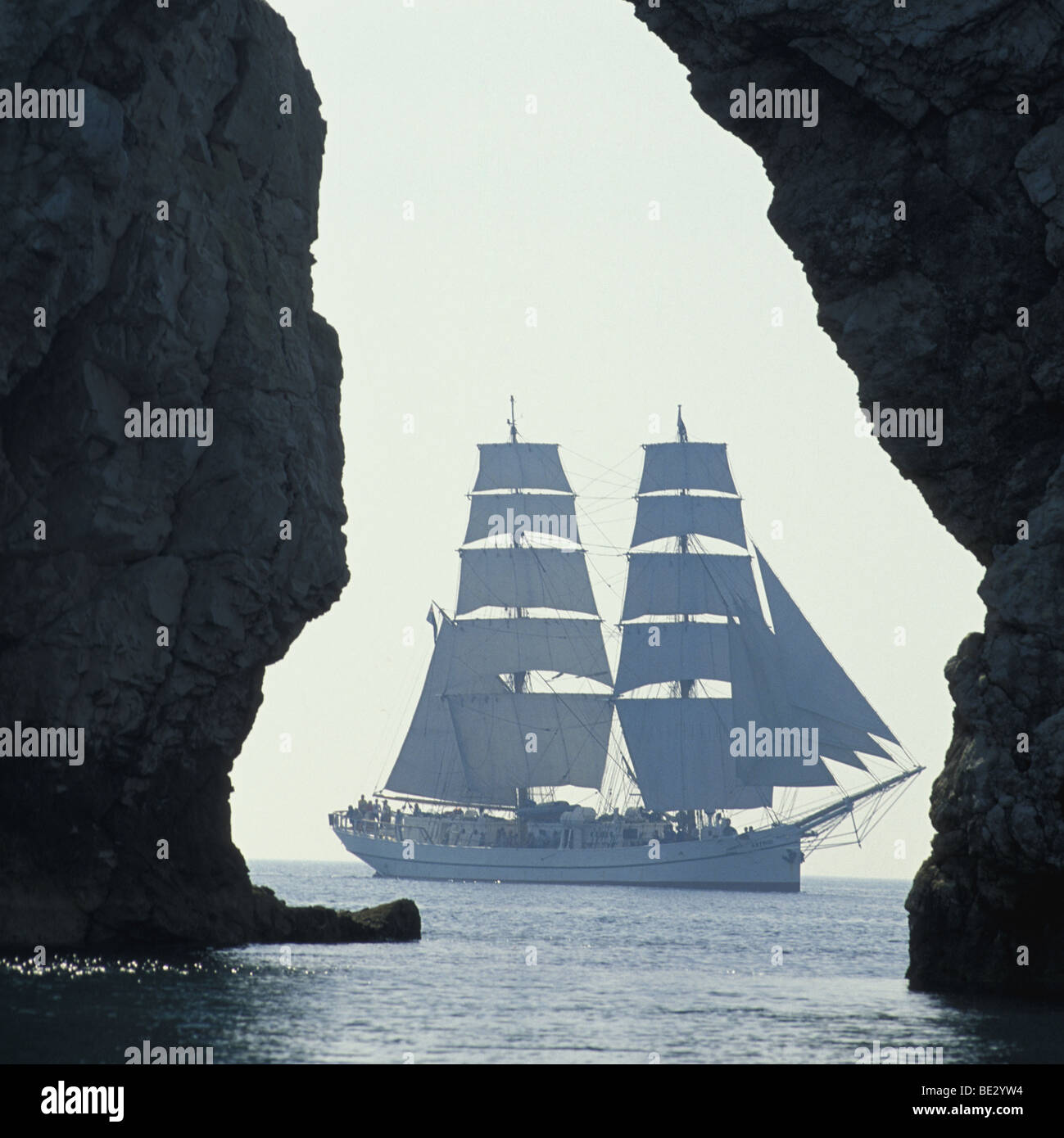 Ship between rocks hi-res stock photography and images - Alamy