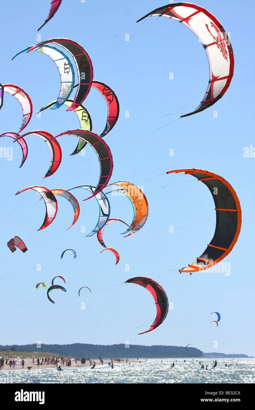 Kite surf competition hi-res stock photography and images - Alamy