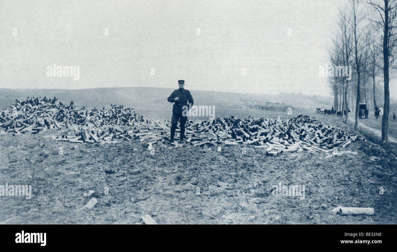 1st world war shells hi-res stock photography and images - Alamy