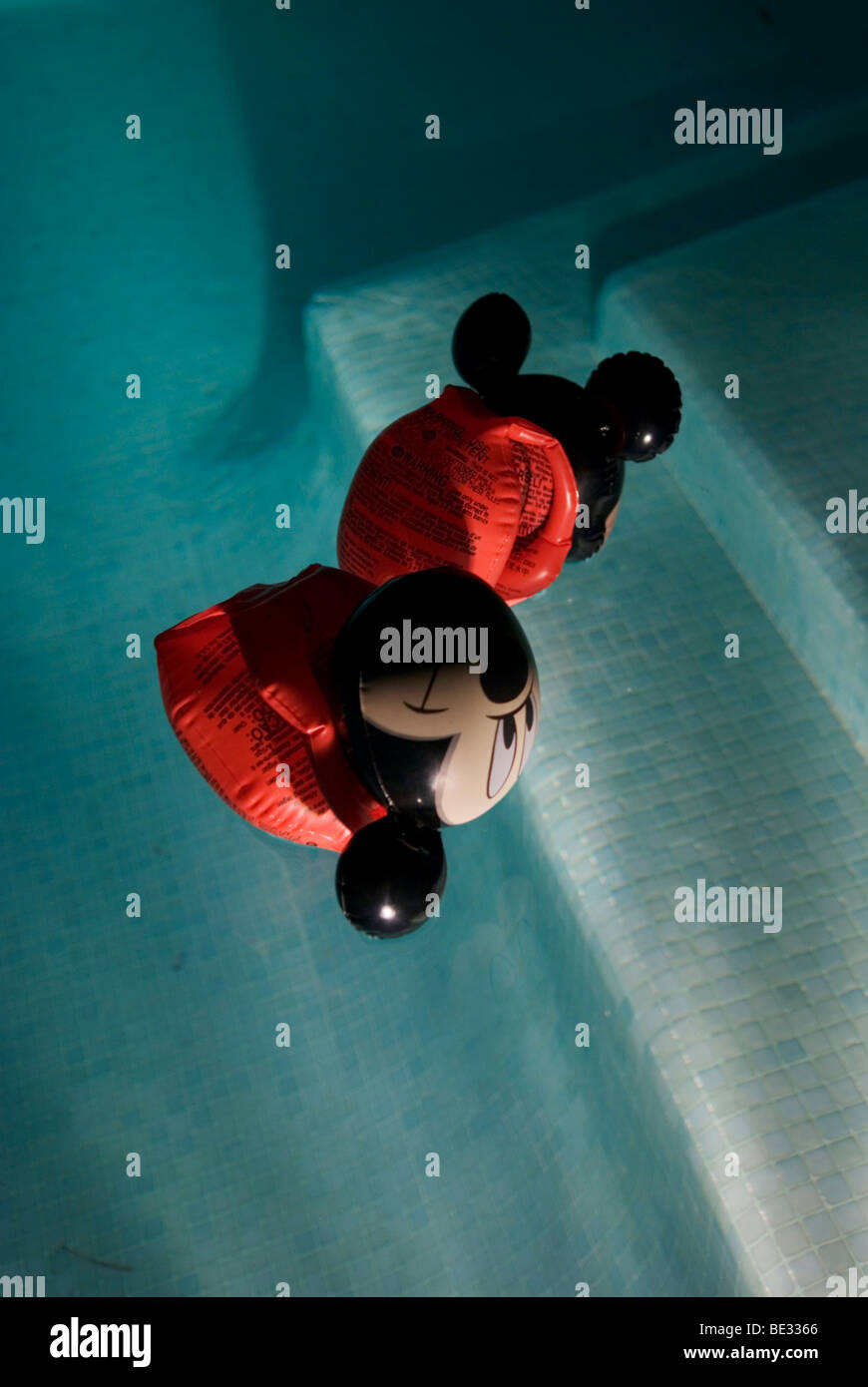Mickey Mouse Swimming