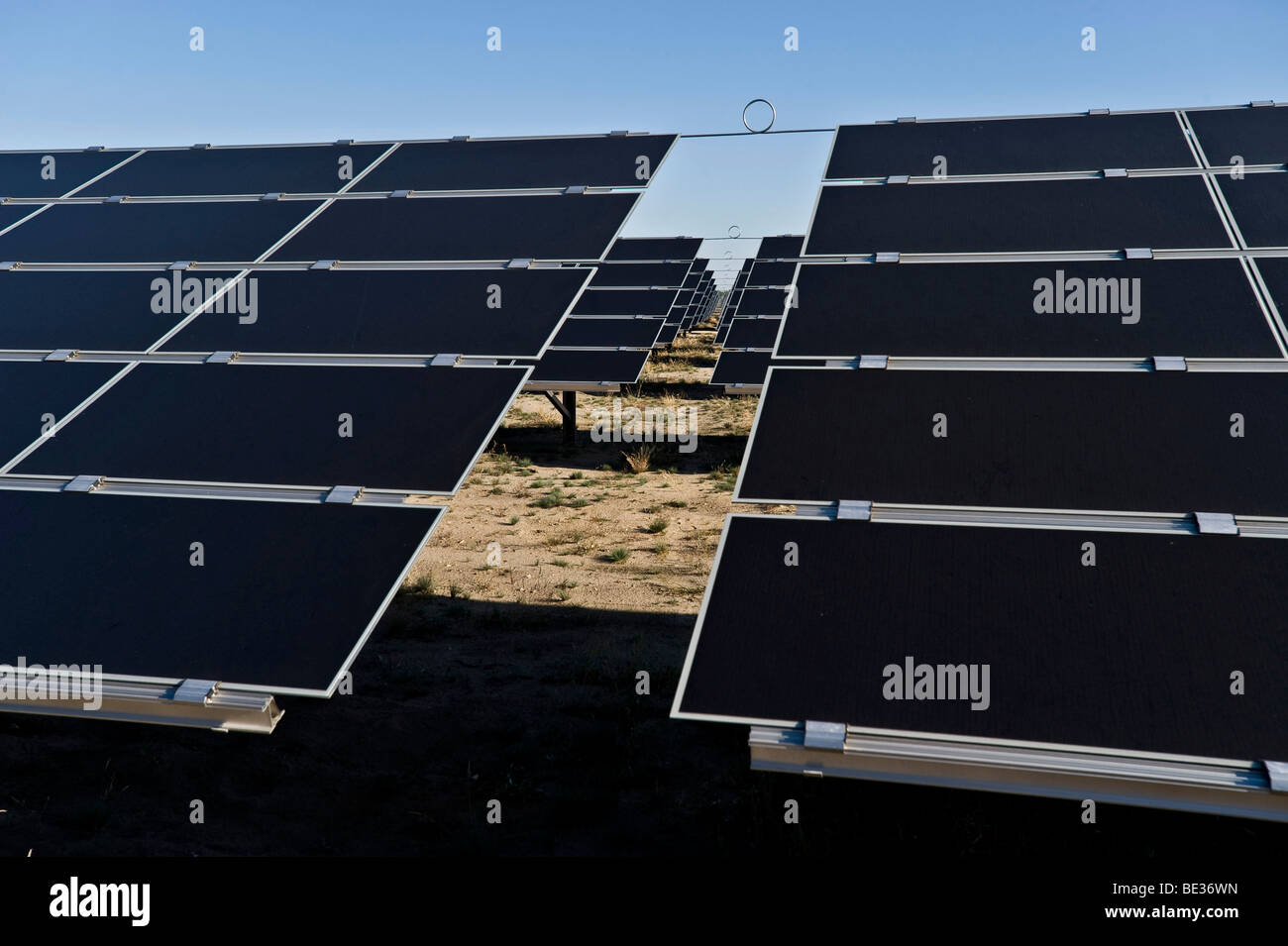 Photovoltaik kraftwerke hi-res stock photography and images - Alamy