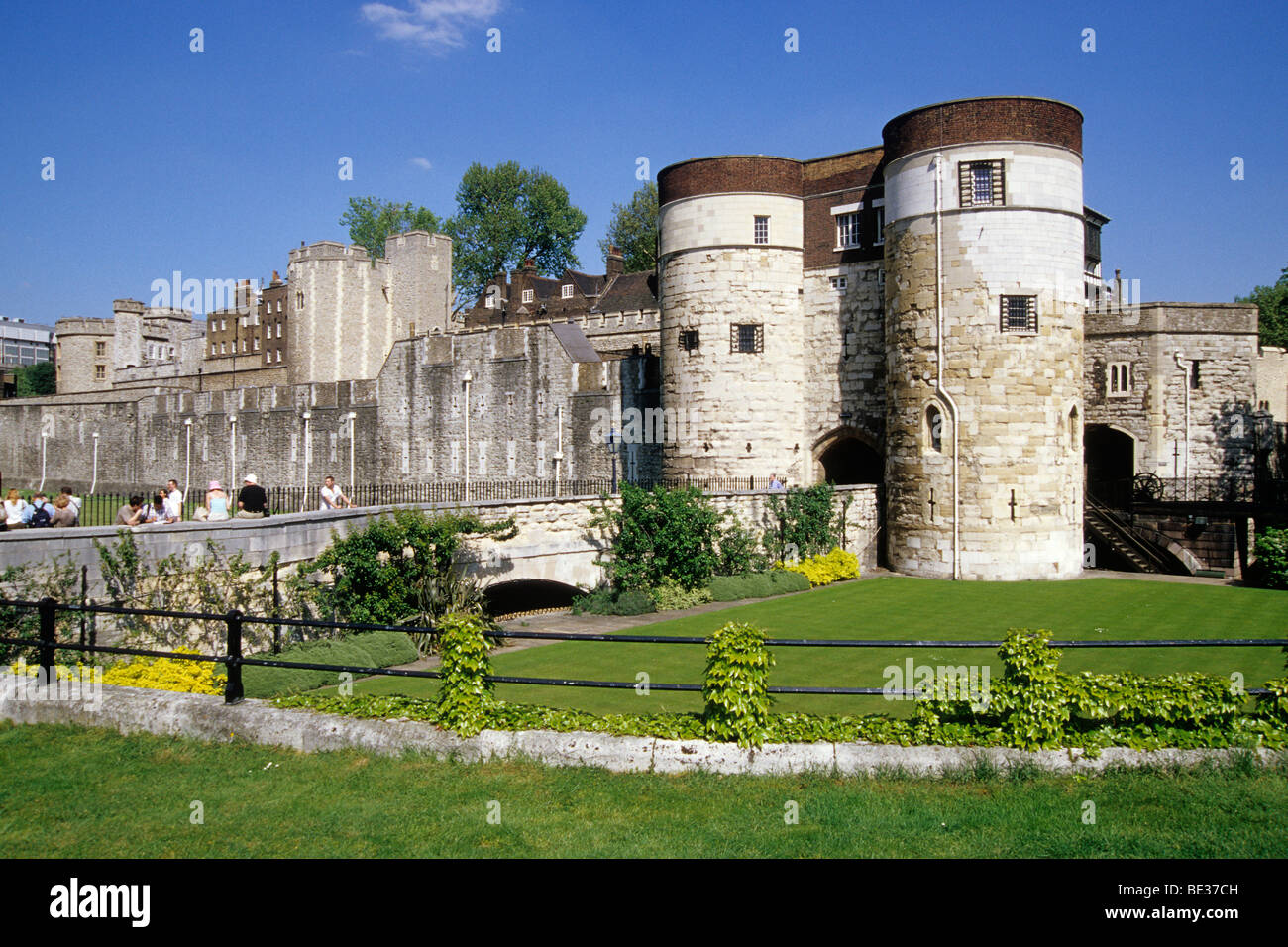 Byward tower of london hi-res stock photography and images - Alamy