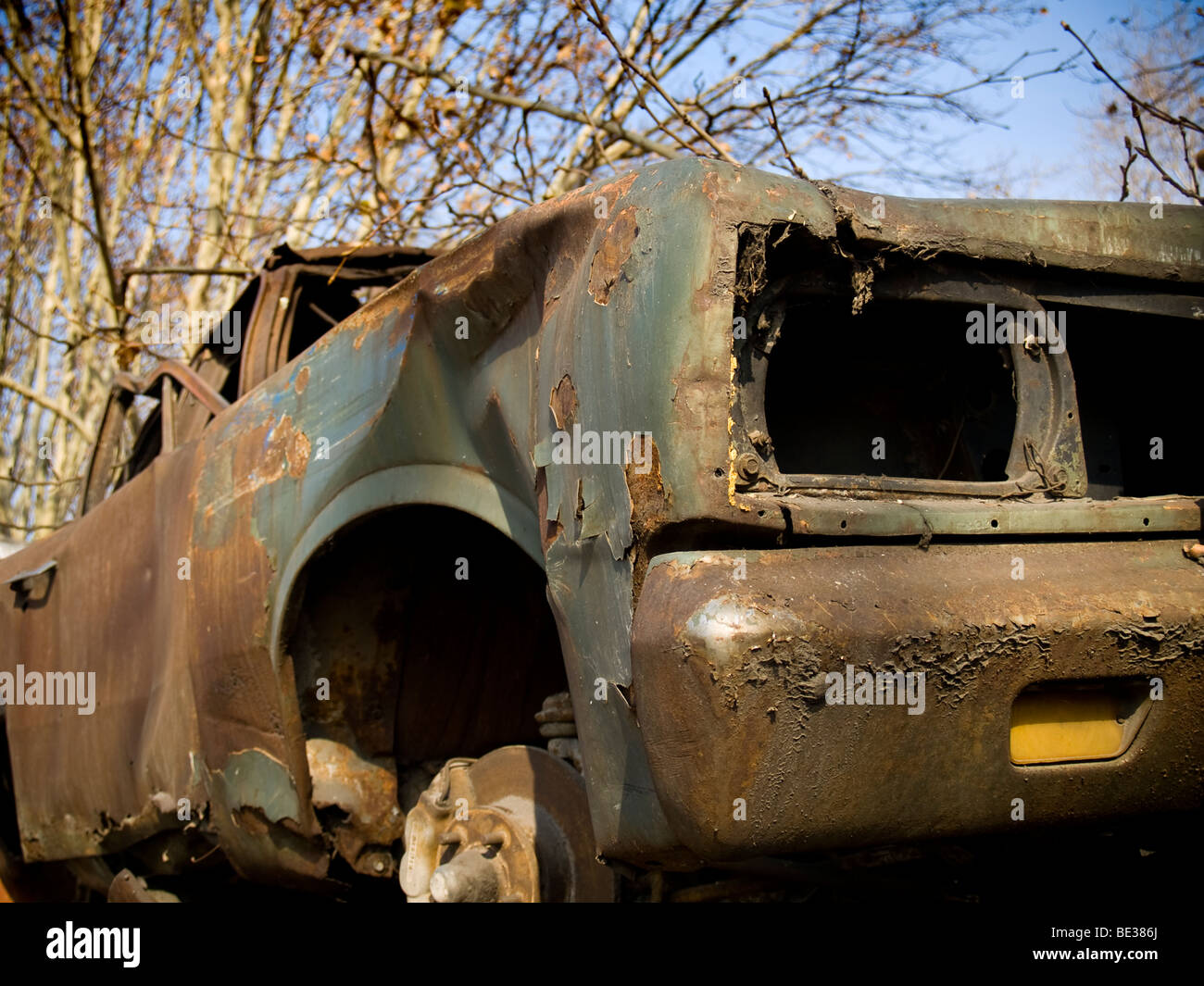 An old, broken and rusty abandoned car Stock Photo - Alamy