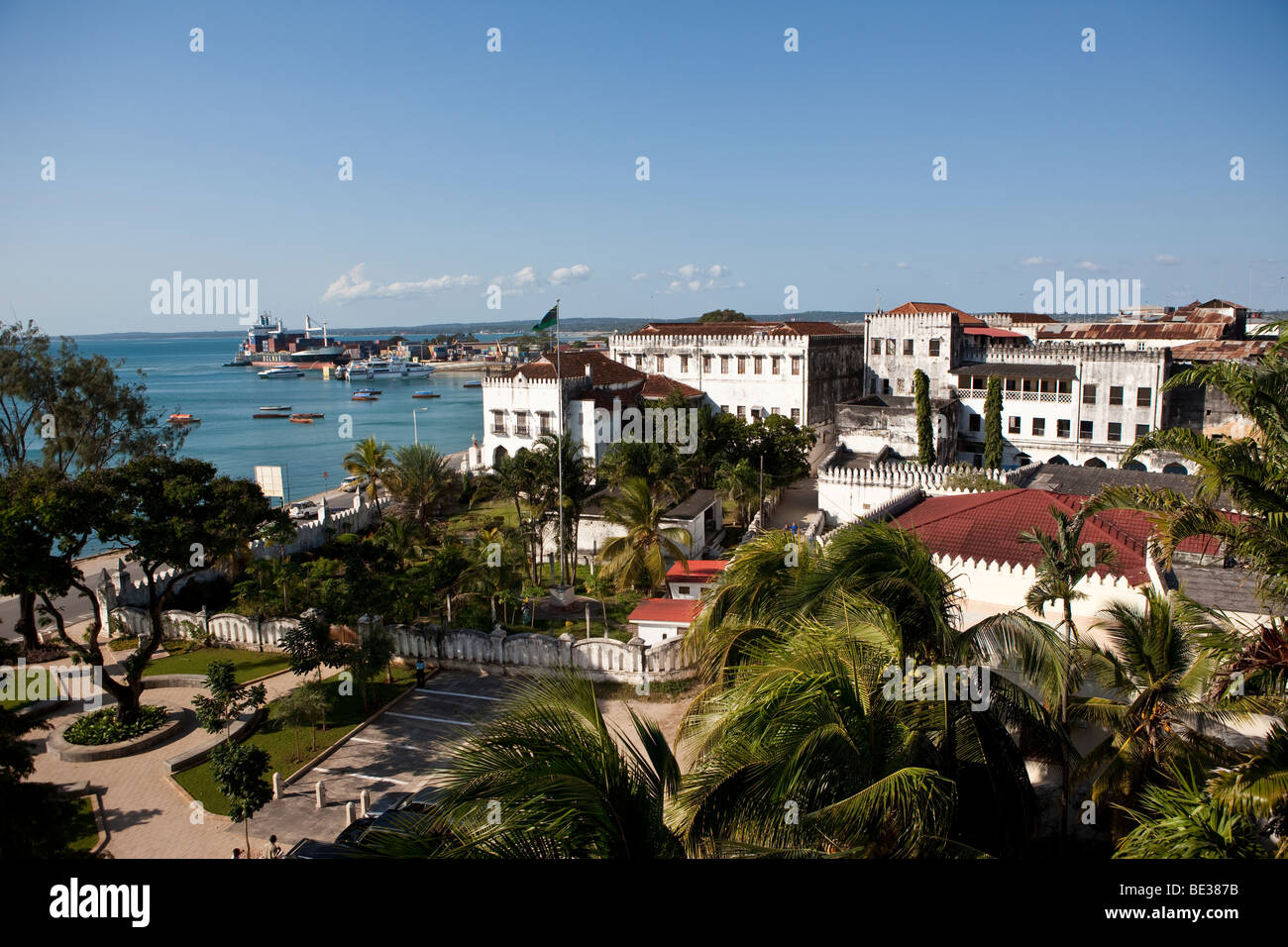 Zanzibar port hi-res stock photography and images - Alamy