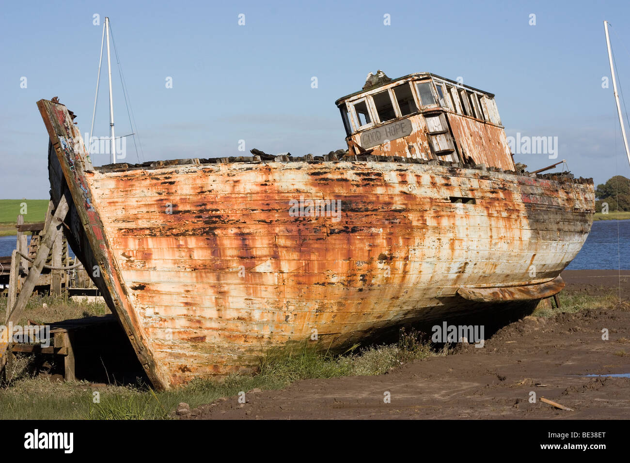 Abandoned and derelict vessels hi-res stock photography and images - Alamy