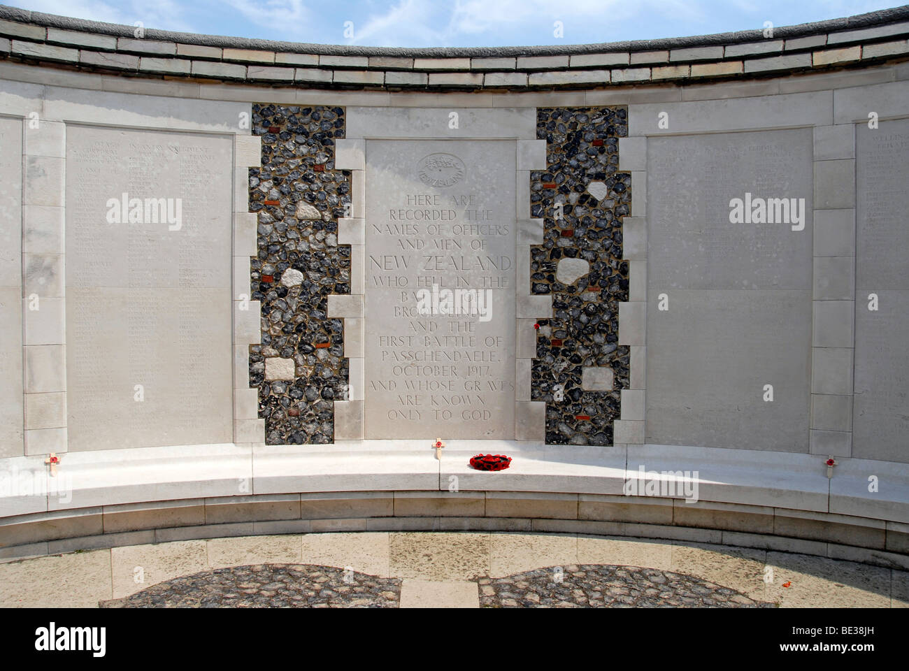 New Zealand memorial at Tyne Cot Commonwealth Cemetery, Passchendaele ...