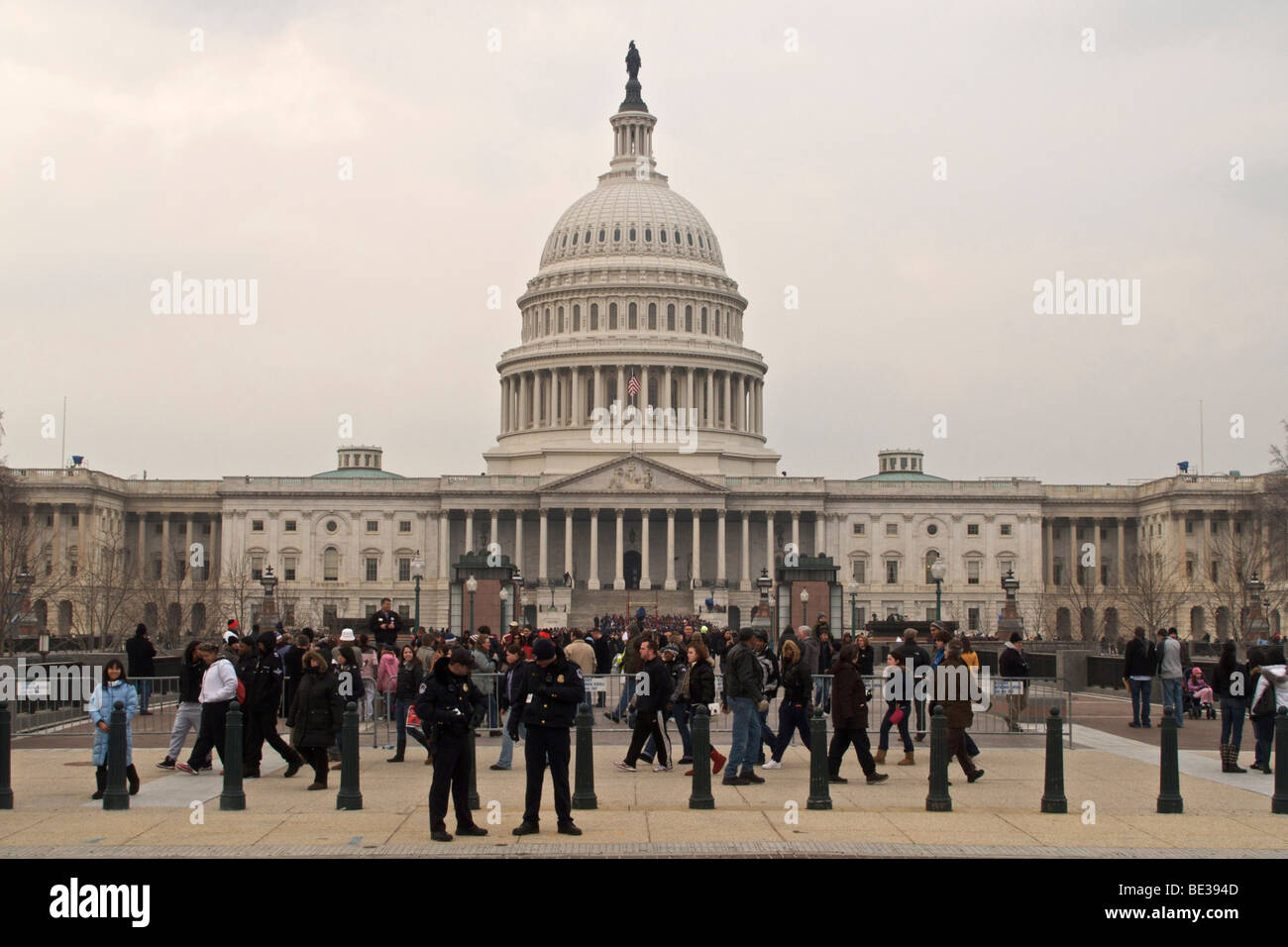 Crowd at US Capitol. Inauguration Eve January 2009 Stock Photo - Alamy