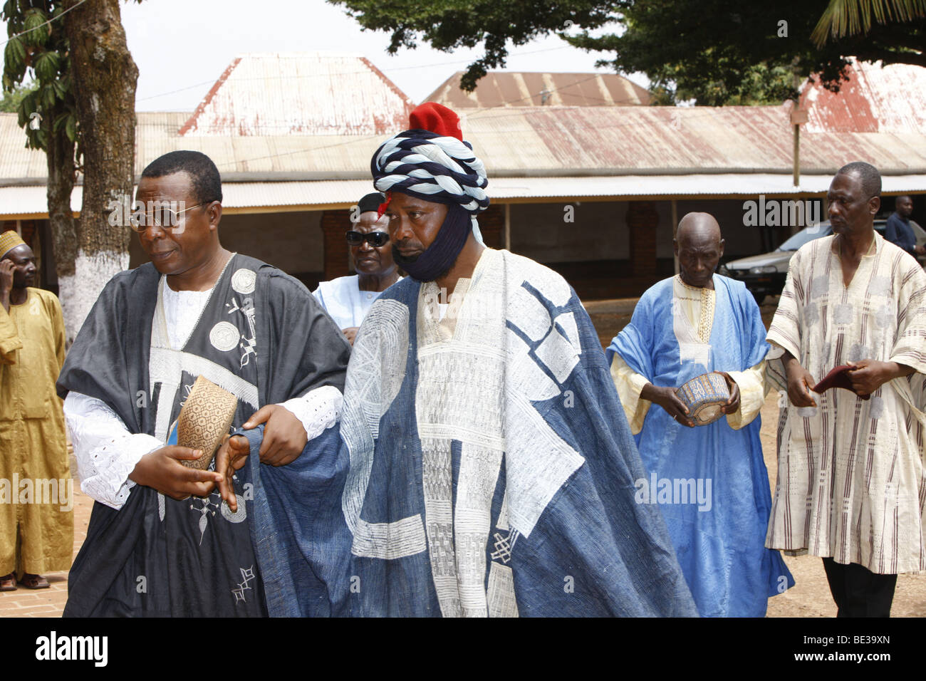 Selected man may approach the Sultan, Sultan's palace, audience with ...