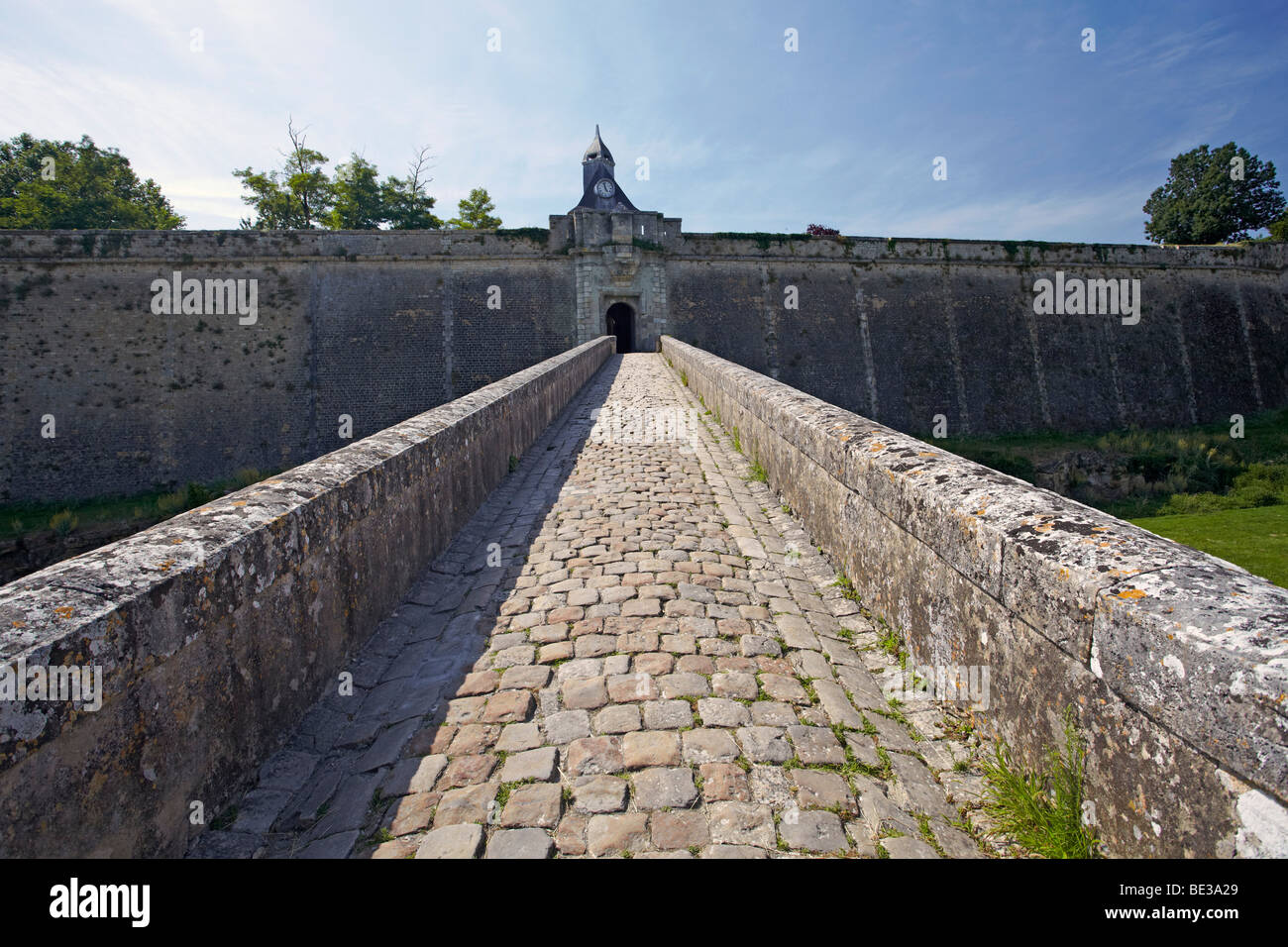 Blaye france hi-res stock photography and images - Alamy