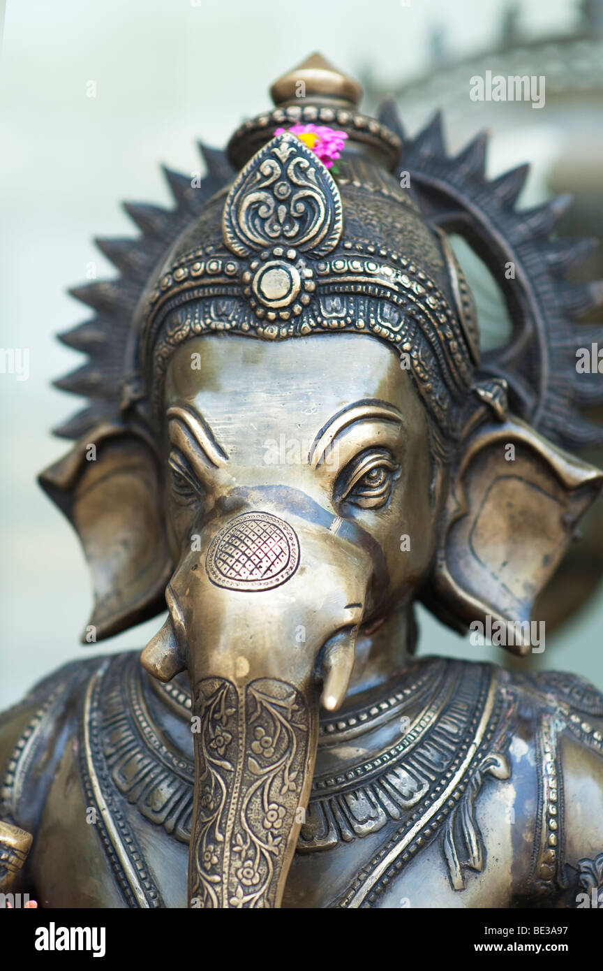 Ganesha statue hi-res stock photography and images - Alamy
