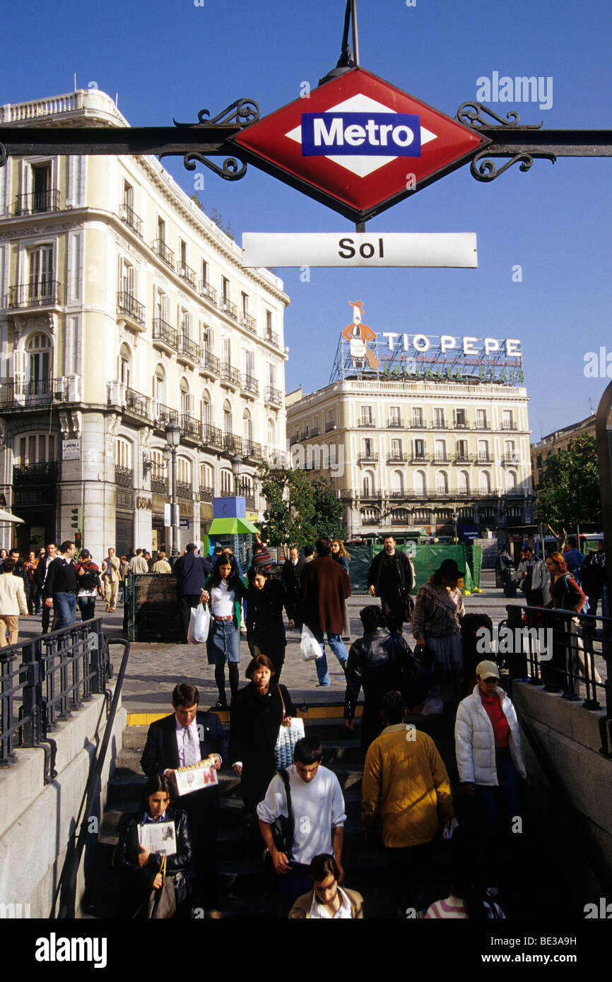 U bahn station sol hi-res stock photography and images - Alamy