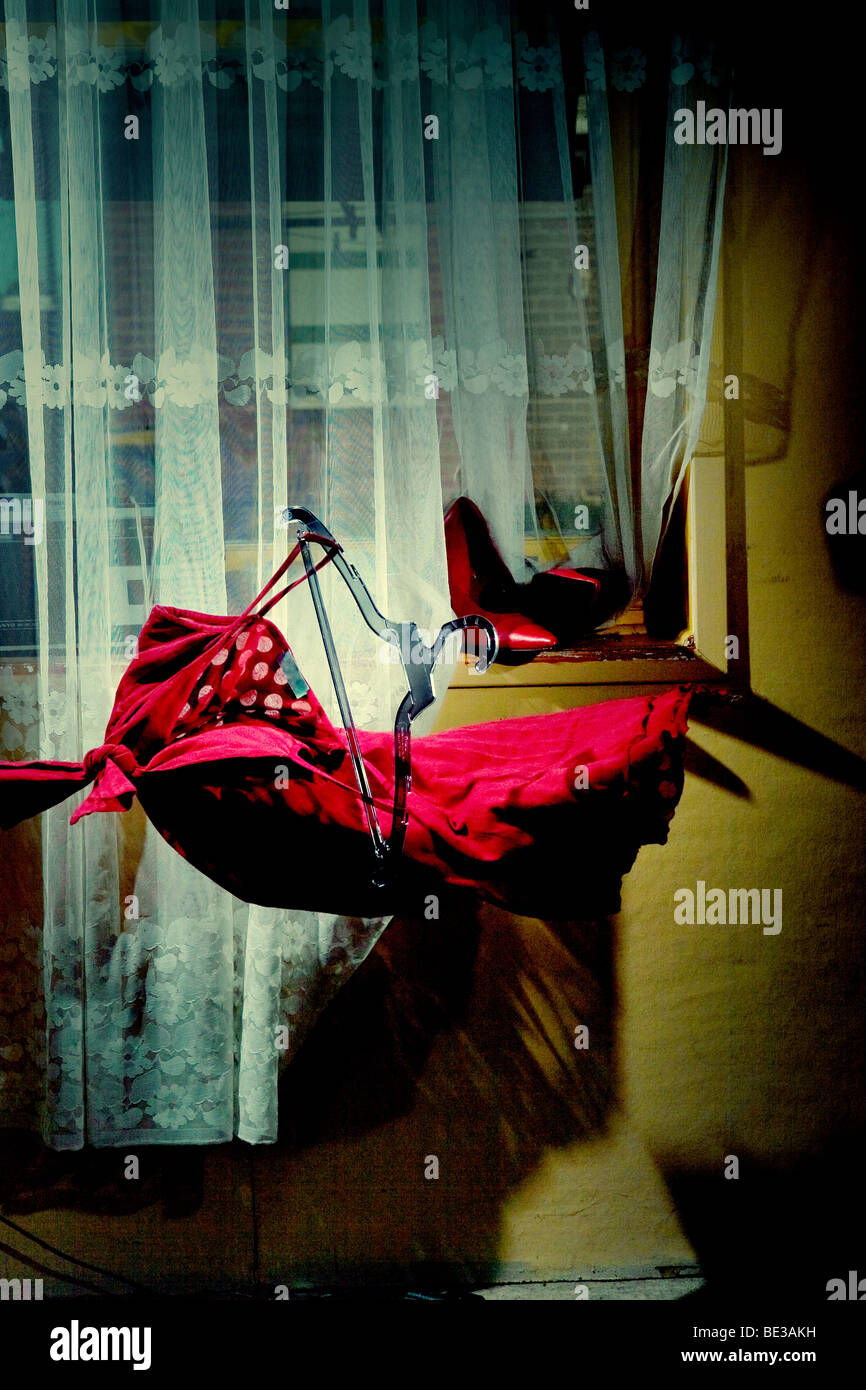 red dress falling Stock Photo - Alamy