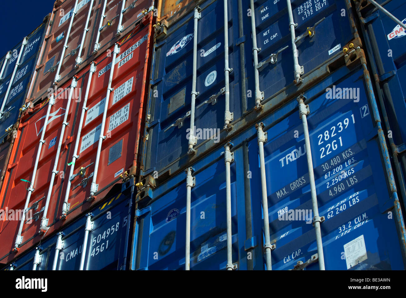 Below container hi-res stock photography and images - Alamy