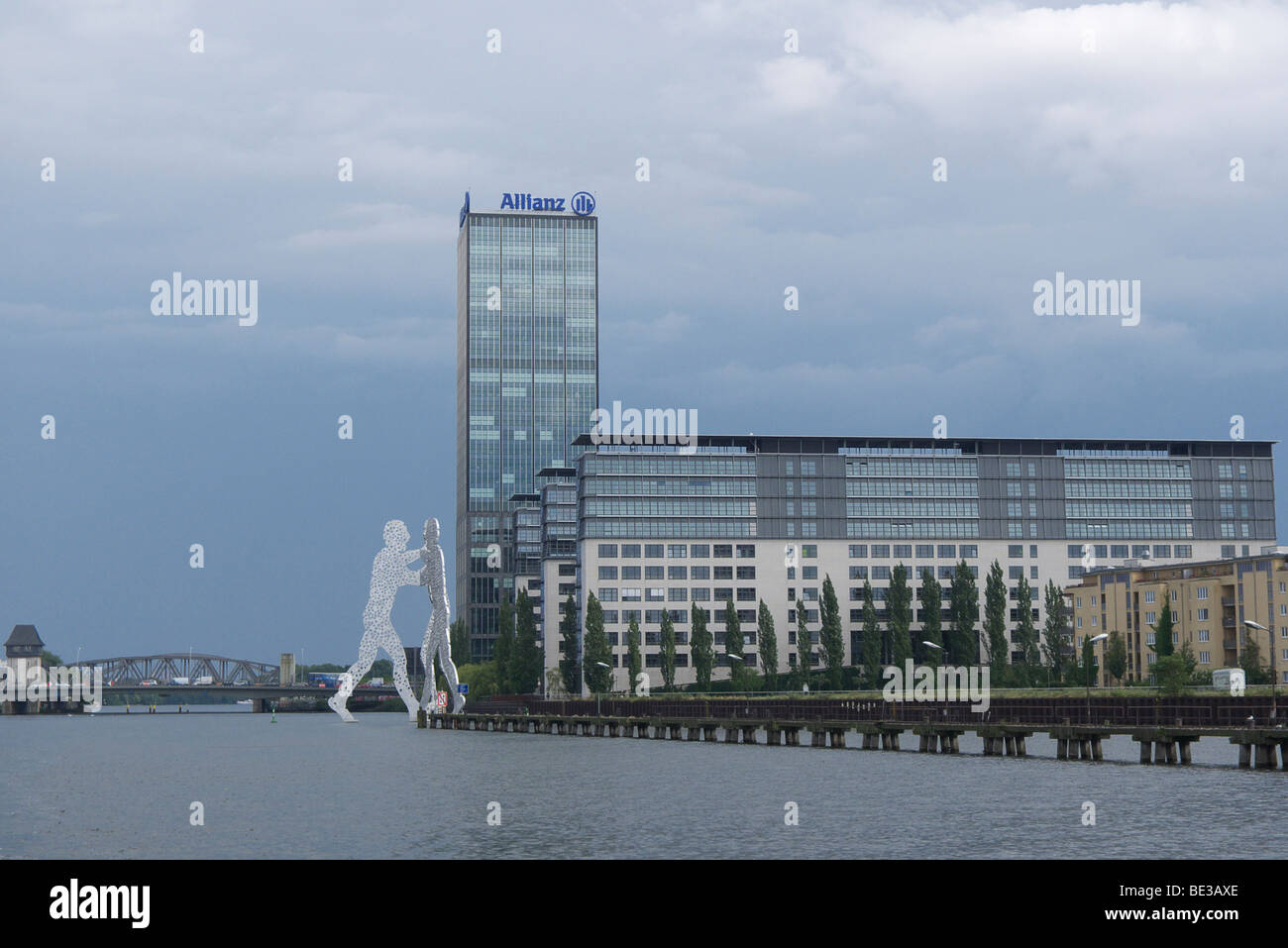 Allianz gebaeude hi-res stock photography and images - Alamy
