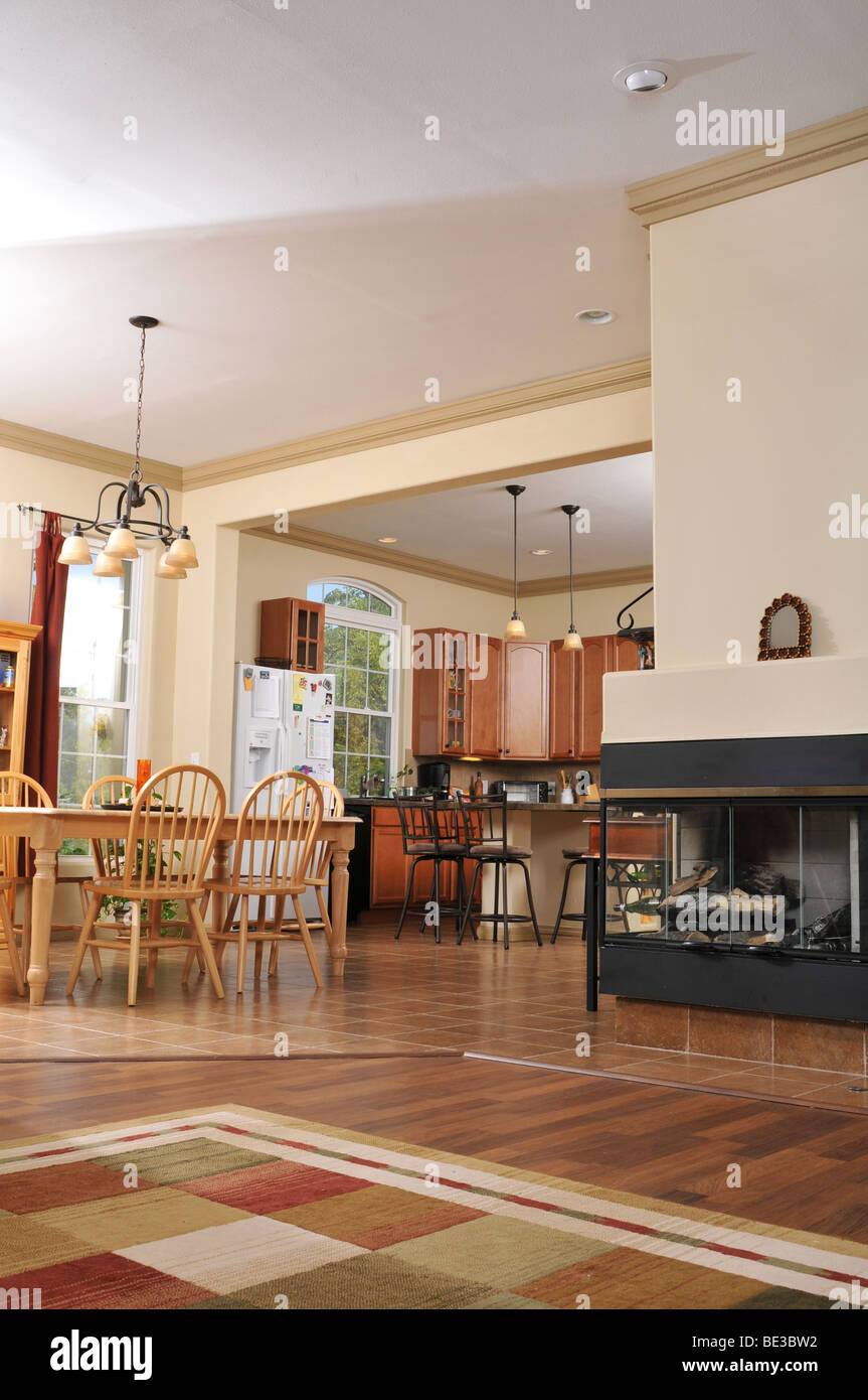 Home large open fire hi-res stock photography and images - Alamy