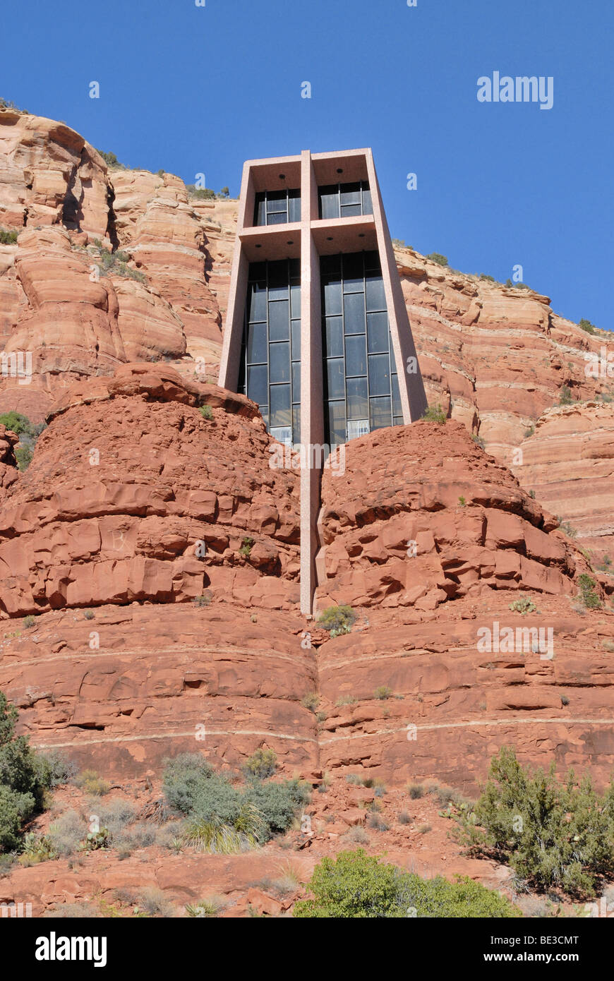 Chapel of the Holy Cross, modern rock church from the '50s, Sedona ...