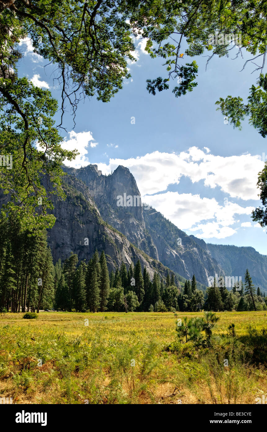 YOSEMITE NATIONAL PARK, California — The majestic granite cliffs of El ...