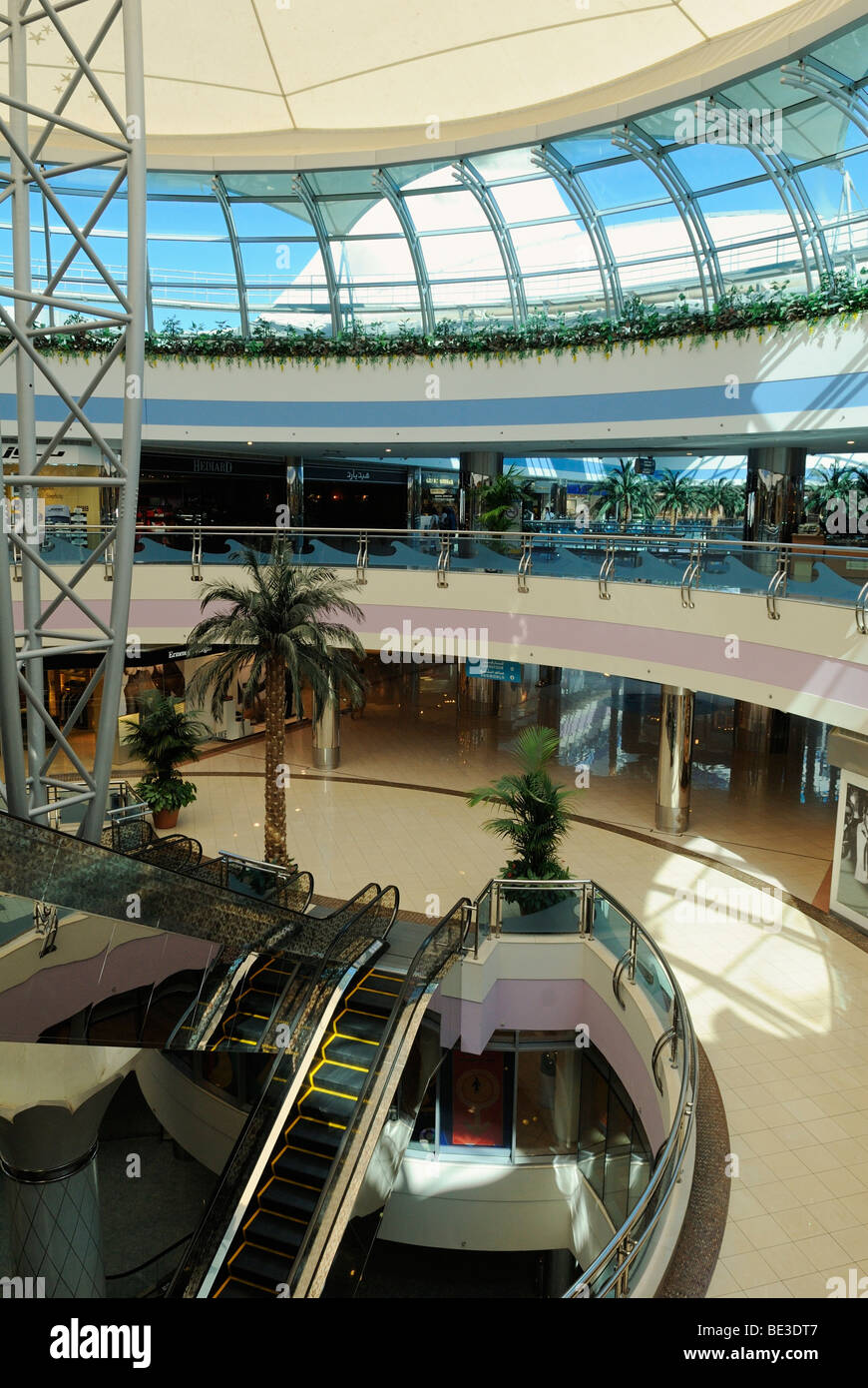 Marina mall abu dhabi hi-res stock photography and images - Alamy